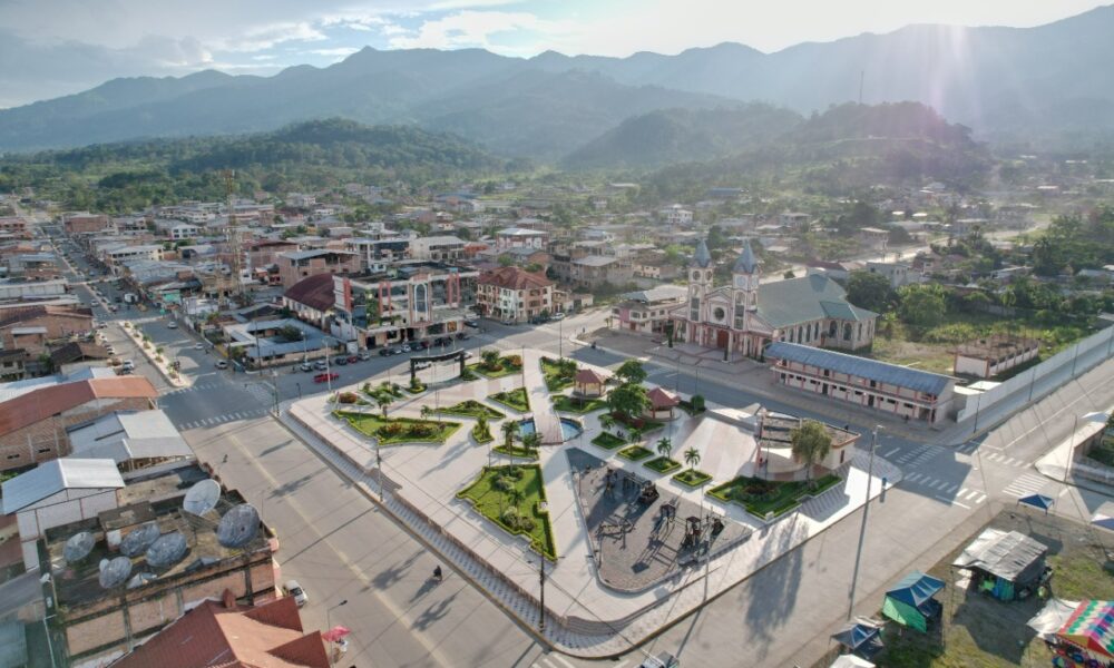 Feria de la orquídea turística, gastronómica y artesanal en El Pangui ...