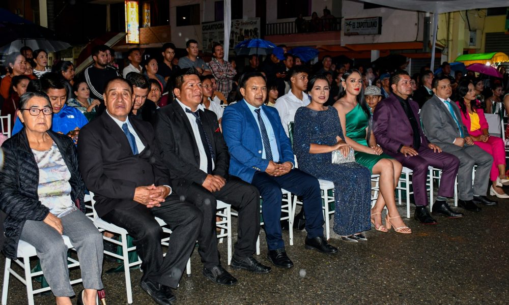 Cultura y Tradición en Pleno Esplendor: El Pangui Celebra 34 Años con ...